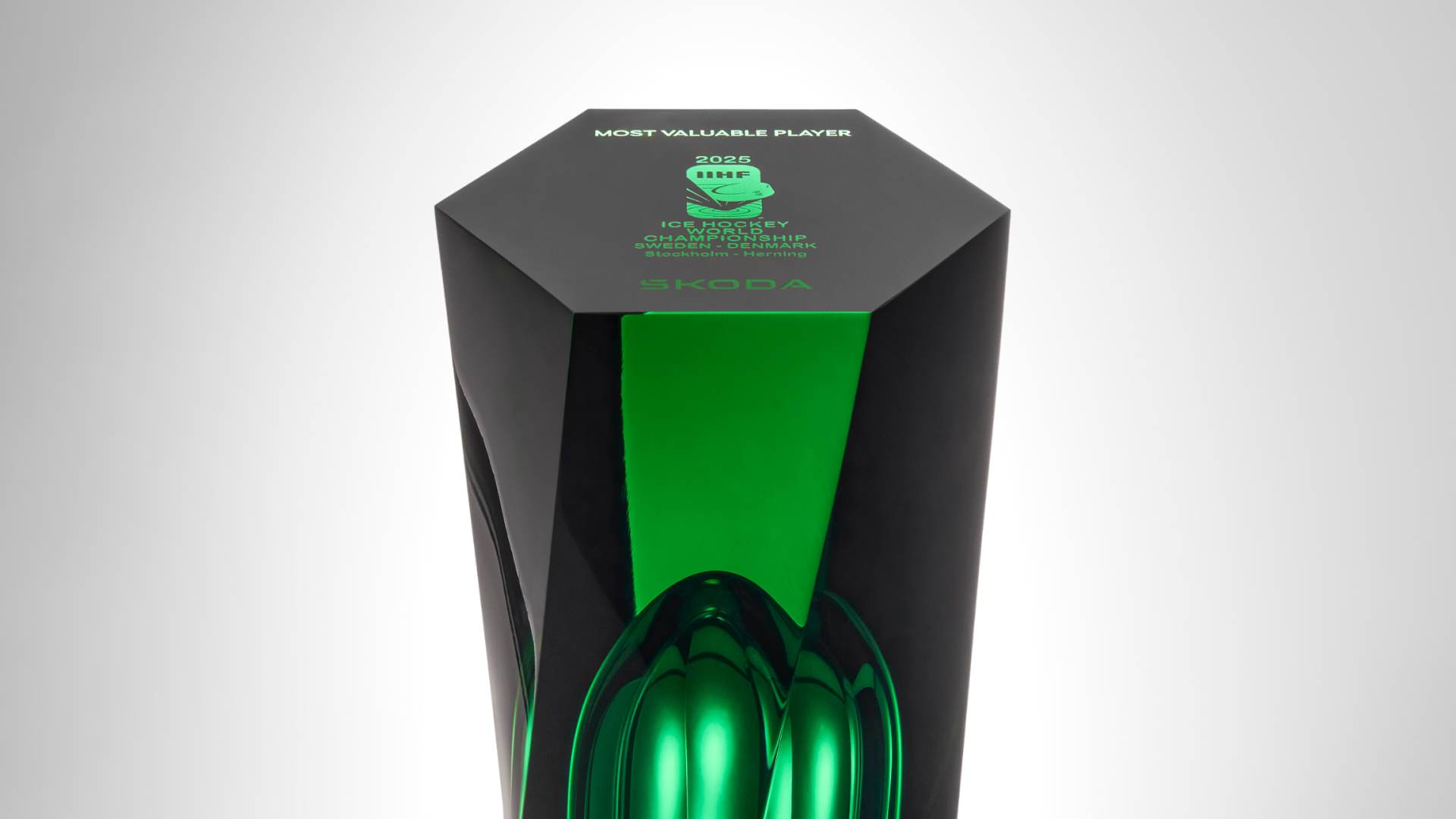 Škoda Auto oslavuje 32. rok v roli oficiálního hlavního sponzora ...